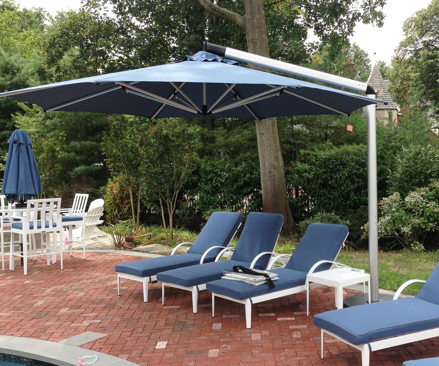 Large Commercial Patio Umbrellas | Jumbo Outdoor Umbrellas Sale ...